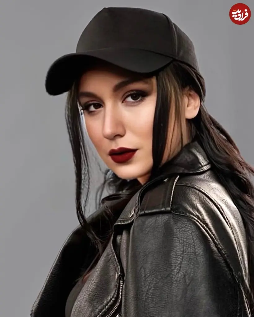 (عکس) تیپ و چهره «عزت» سریال ستایش بعد 6 سال؛ مینا دلشاد در 33 سالگی