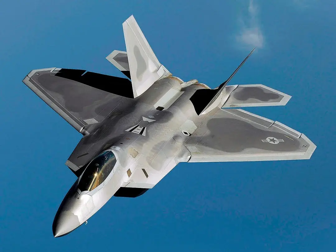 (تصاویر) چرا نیروی هوایی آمریکا F-22 Raptor را به Northrop YF-23 ترجیح داد؟