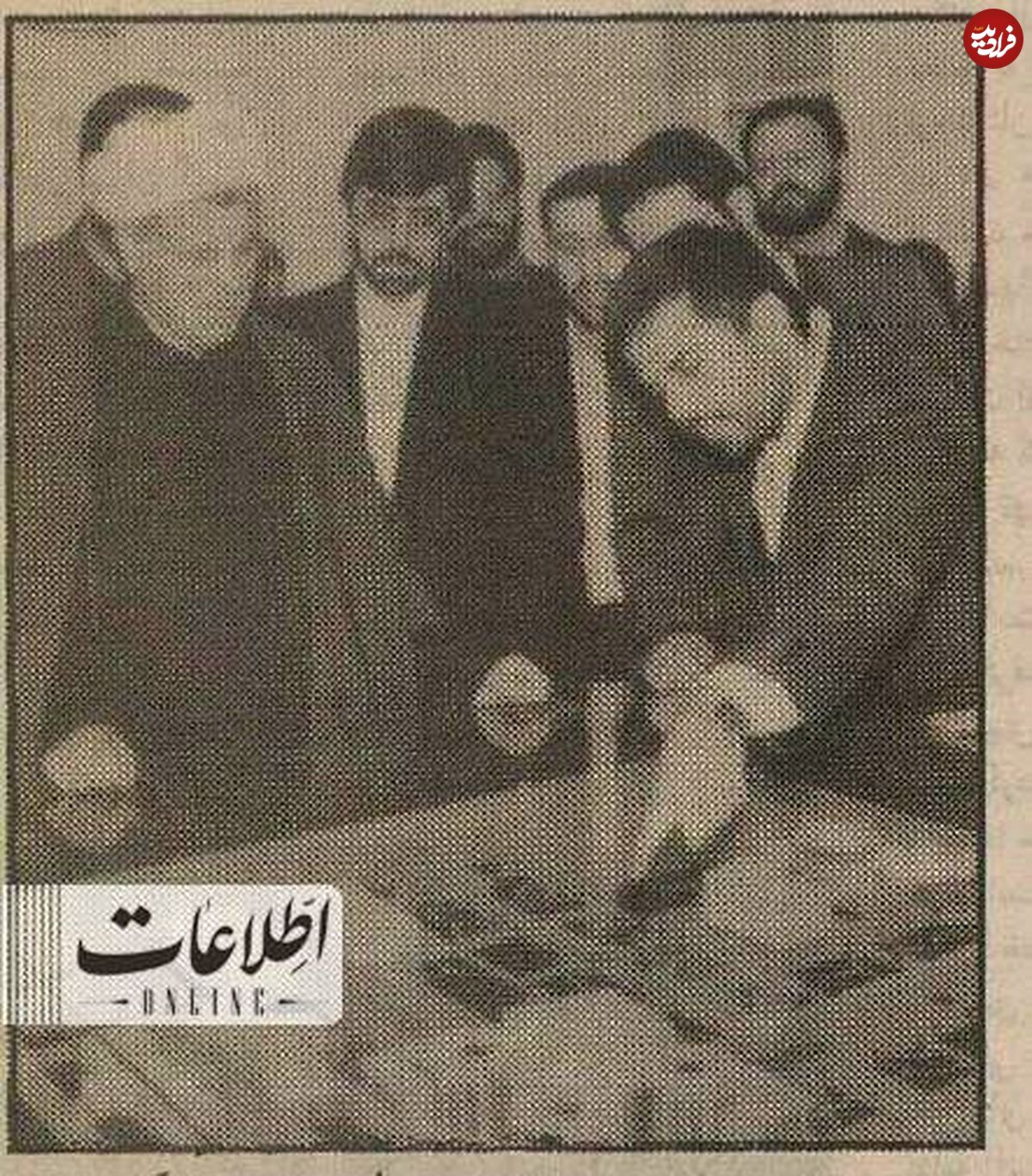 عکس هاشمی و کرباسچی سال ۷۲ در میدان افسریه